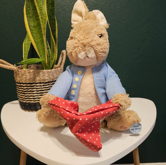 Gund | Toys | Peter Rabbit Animated Doll | Poshmark